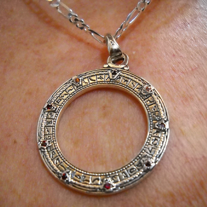 Bronze: The Metal of Legends (and How to Keep Your Jewellery Epic) – Le ...