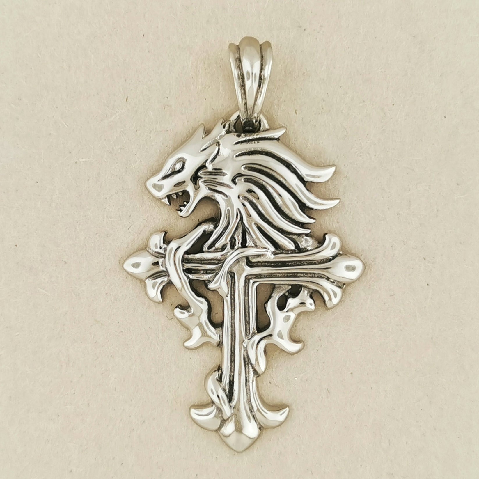 Final Fantasy 8 Squall Griever Pendant in Stainless Steel – Le Dragon ...