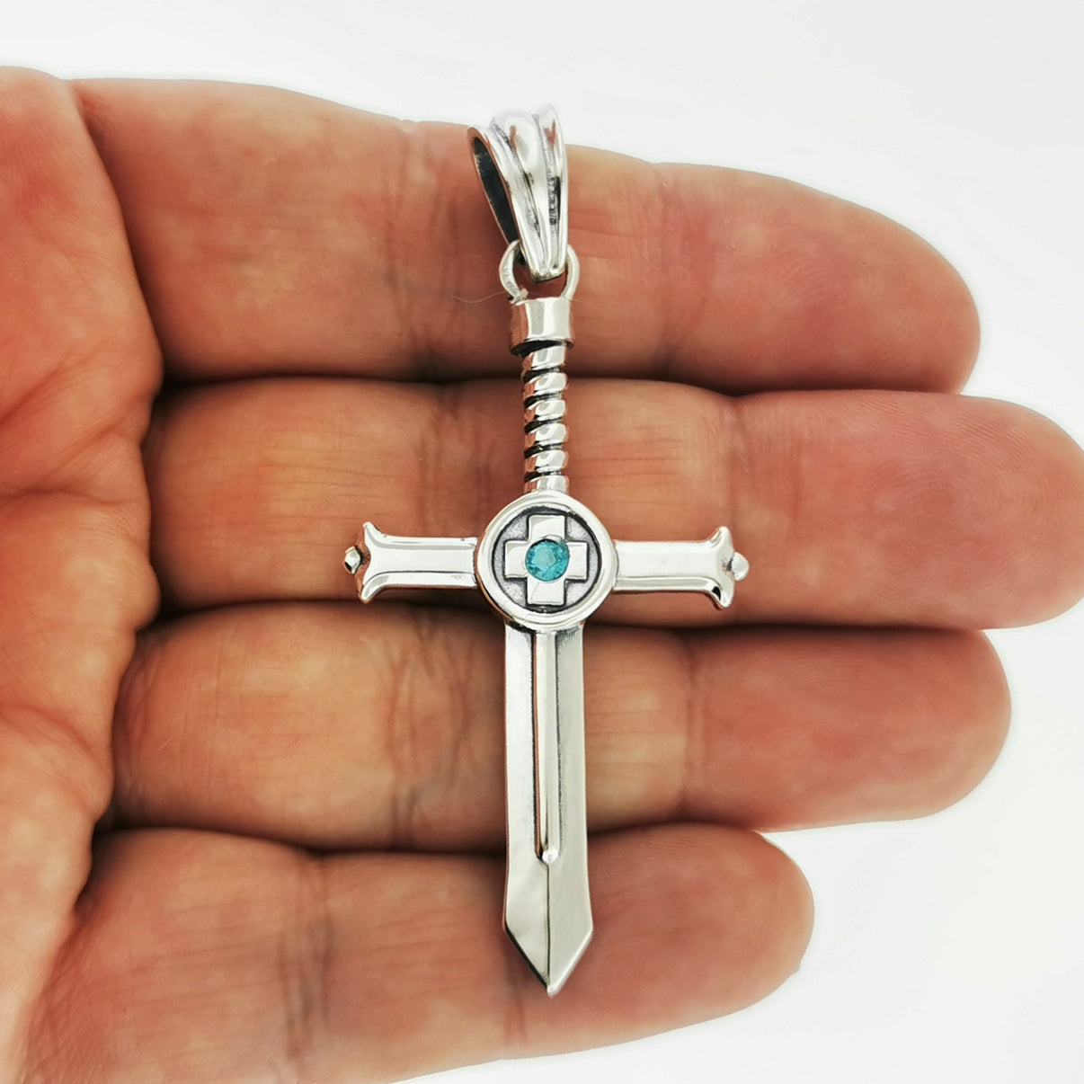 Grey Fullbuster Sword Pendant – Le Dragon Argenté