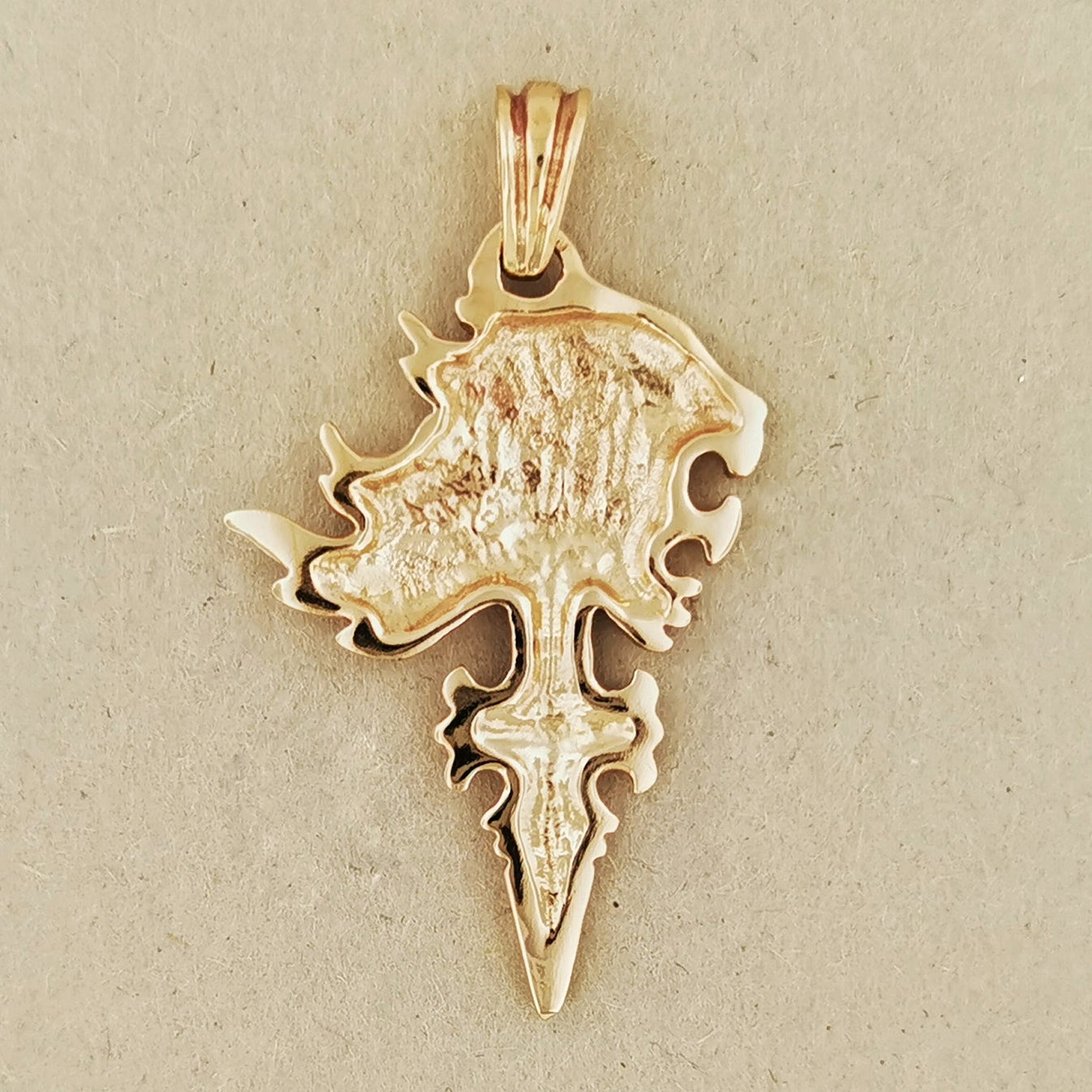 Medium Final Fantasy 8 Squall Griever Pendant – Le Dragon Argenté
