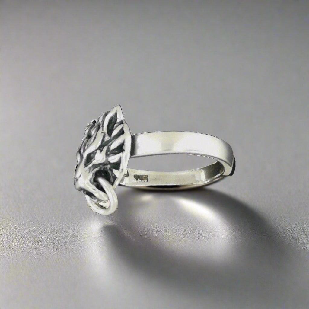 Small FF7 Fenrir Wolf Ring – Le Dragon Argenté